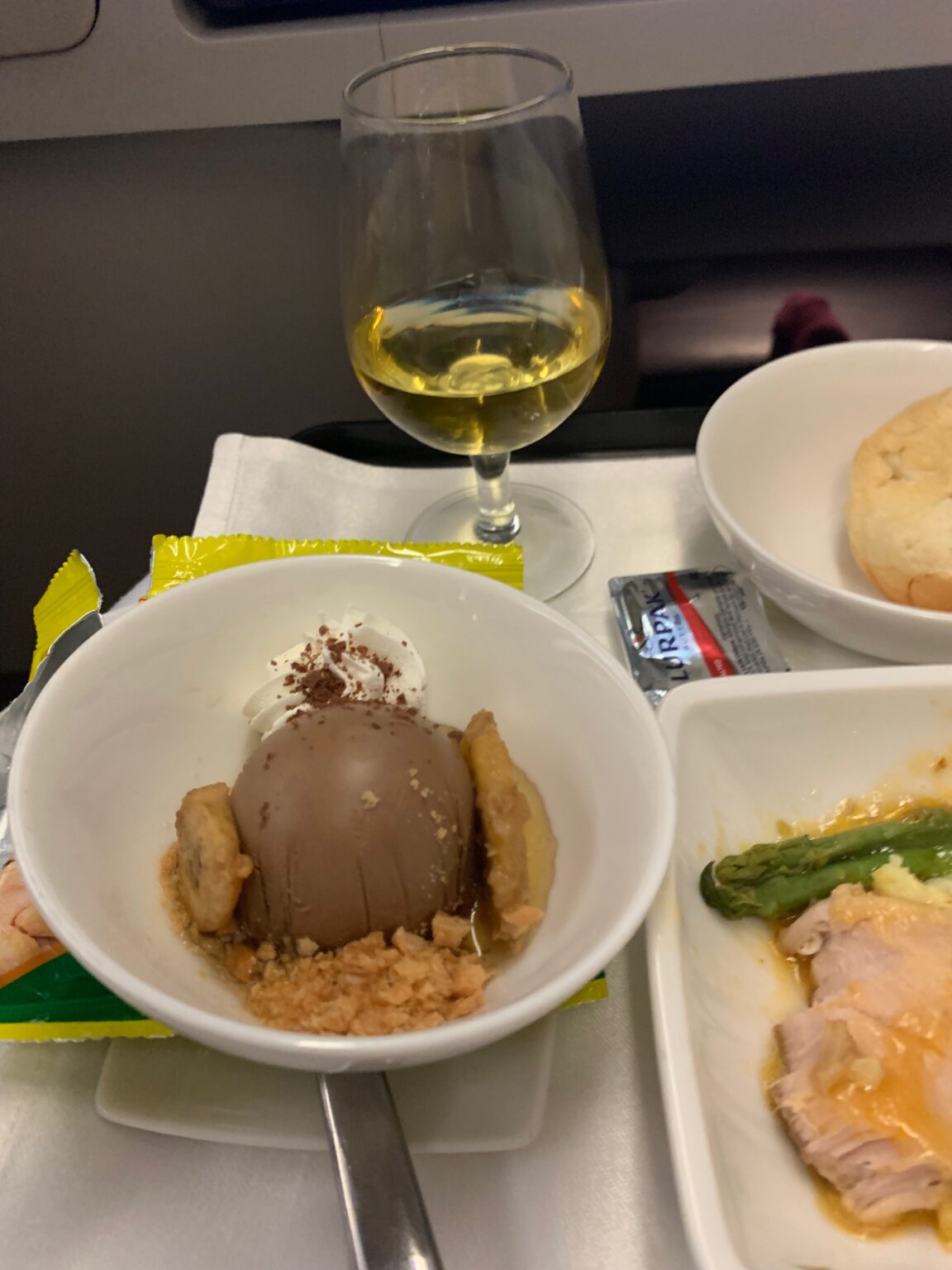 Pleasant Surprise: A Comprehensive Review of Philippine Airlines ...
